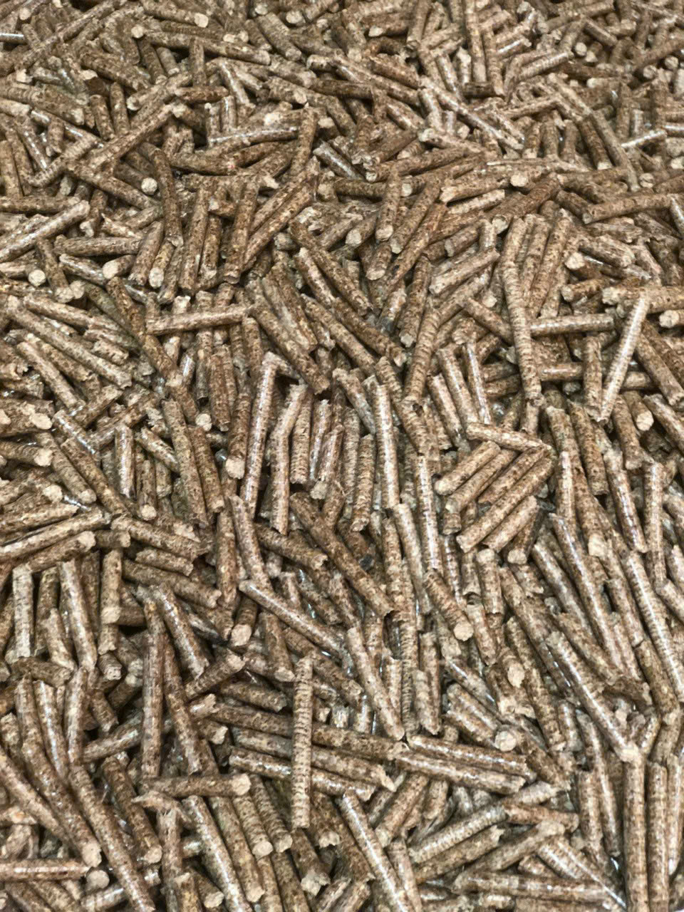 Using pellets to convert boiler fuel towards low-emission production ...